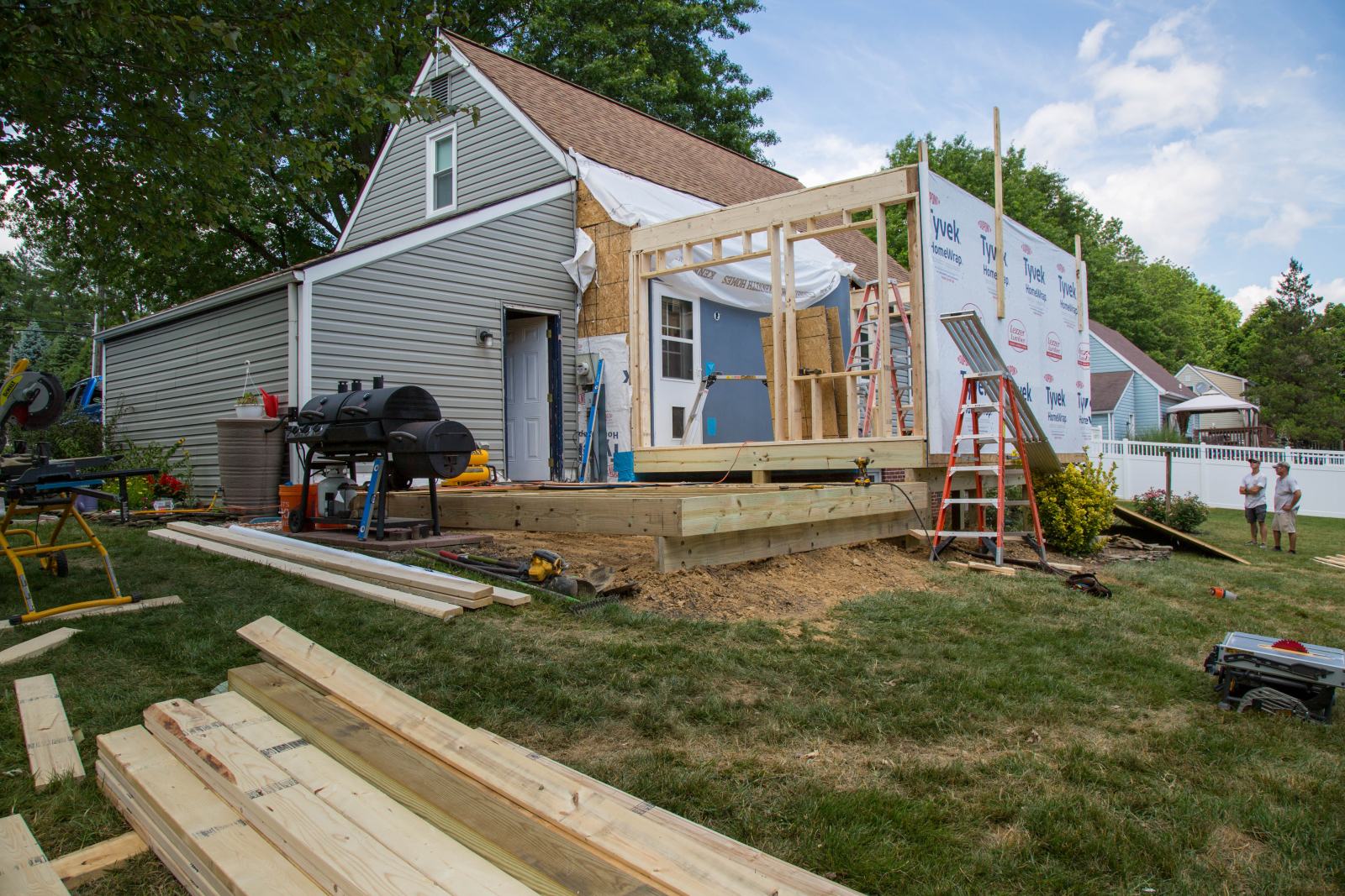 4 Signs It's Time to Consider a Home Addition - Zephyr Thomas